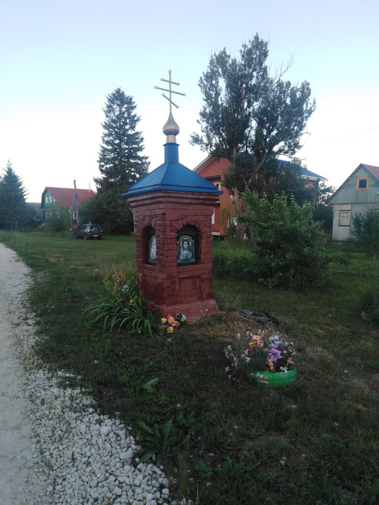 Şapel, haç anıtı Часовня-столп, Vladimirskaya oblastı, foto