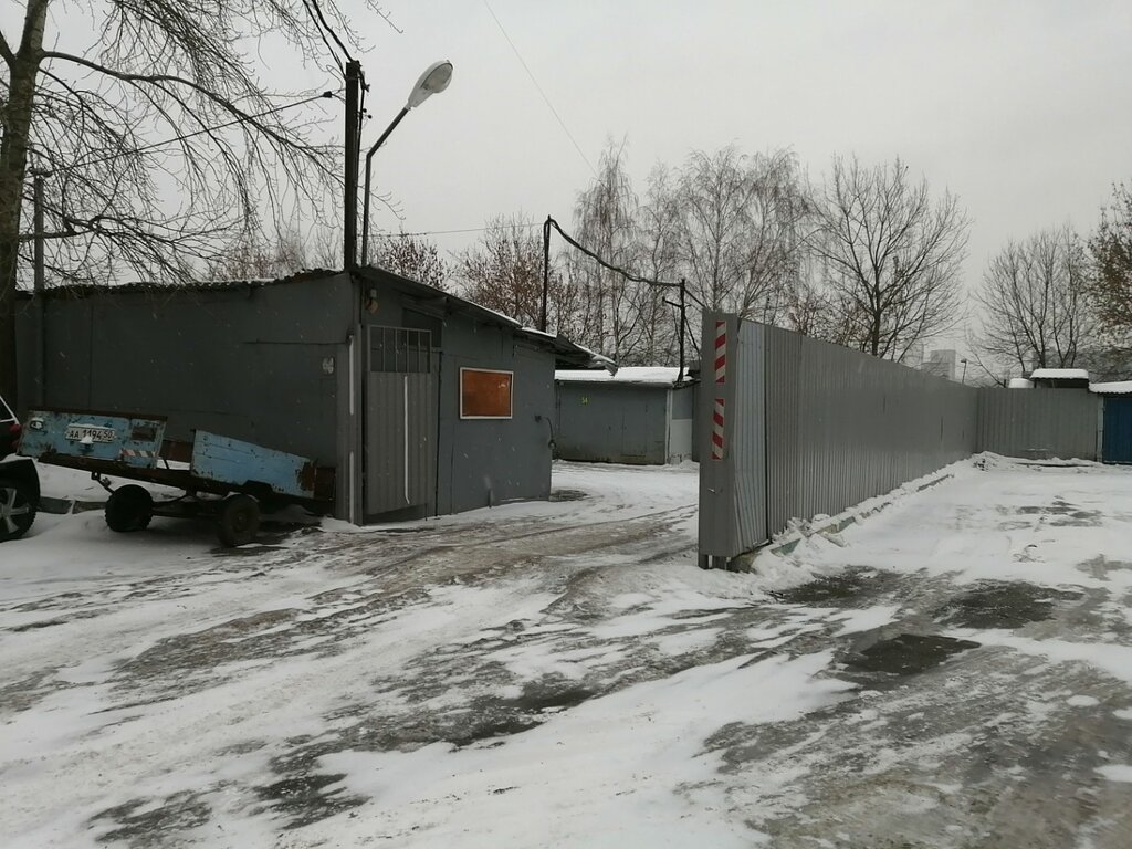 Garajlar Garazhny kooperativ, Moskova, foto