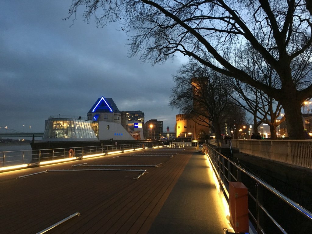 Otel Select Ms Charles Dickens - Cologne, Köln, foto