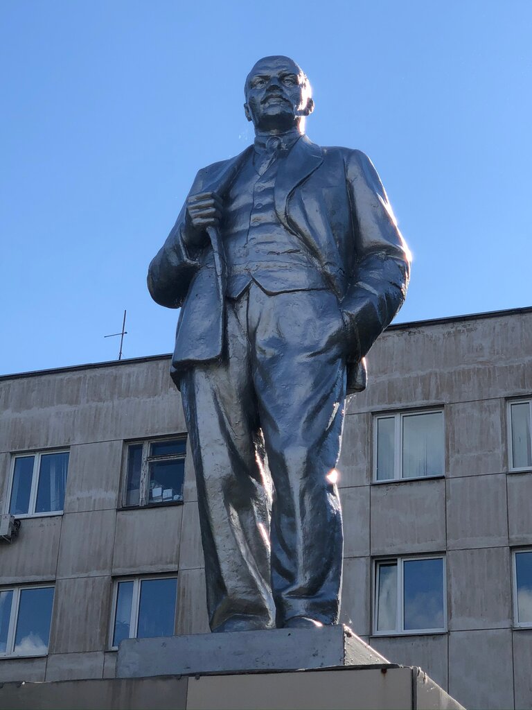 Anıt, heykel В.И. Ленин, Balahna, foto