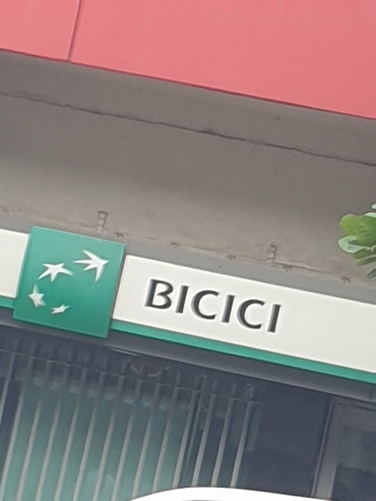 Banka Agence Bicici, Abican, foto