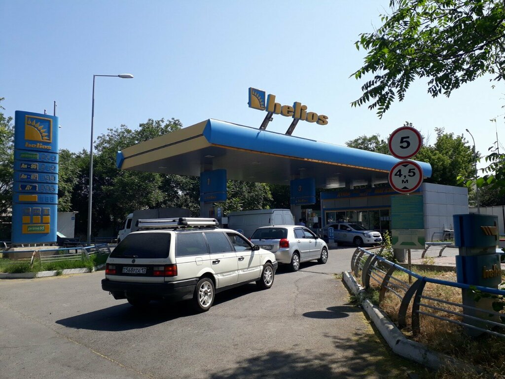 Benzin istasyonu Helios, Çimkent (Şımkent), foto