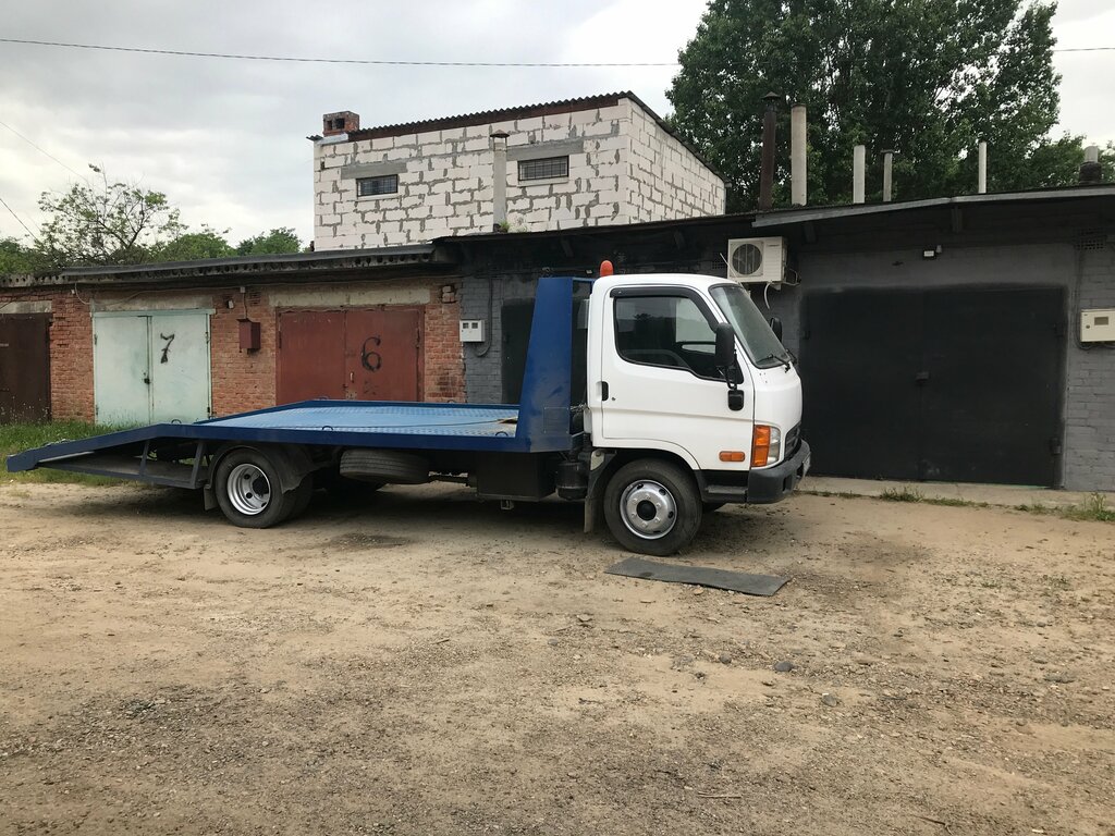 Yağlama ürünleri R-Auto, Kropotkin, foto