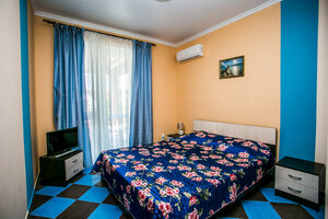 Dikaya Vishnya (Южный переулок No:7, село Береговое), otel  Kırım Cumhuriyeti'nden