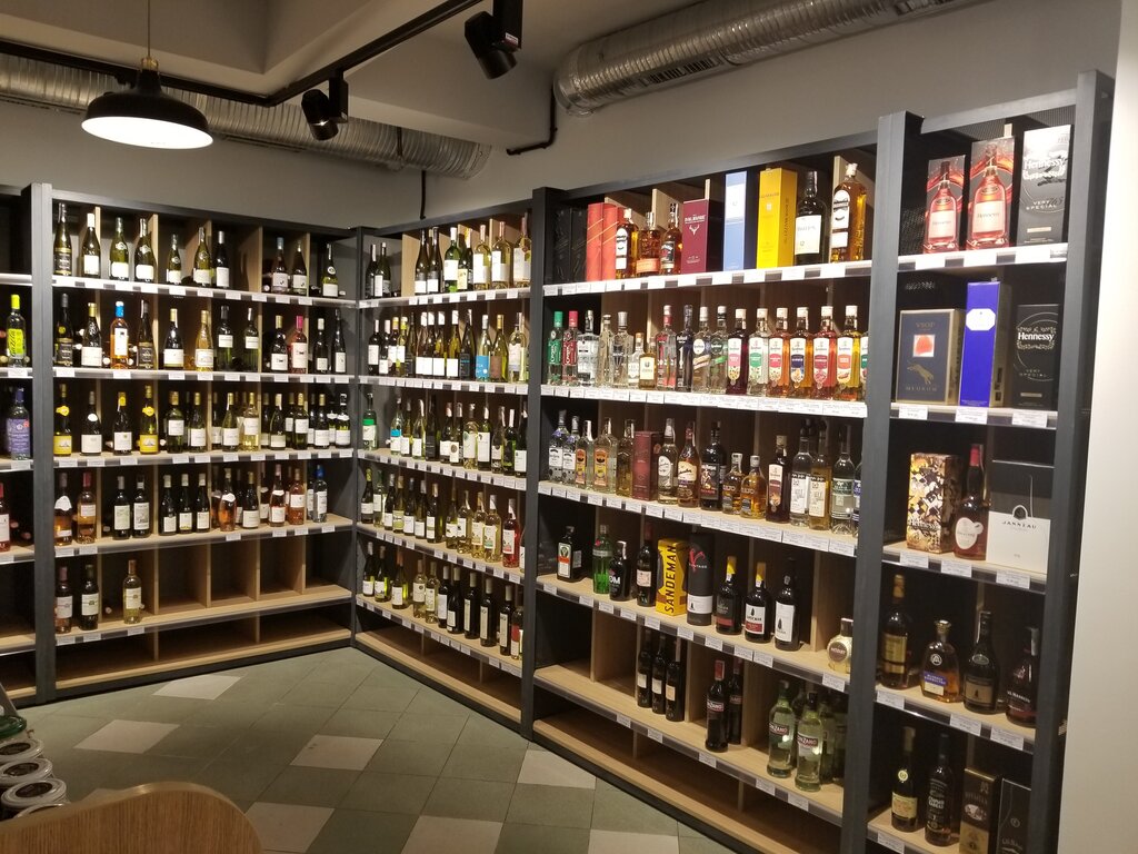 Alkollü içecekler Faust, Minsk, foto