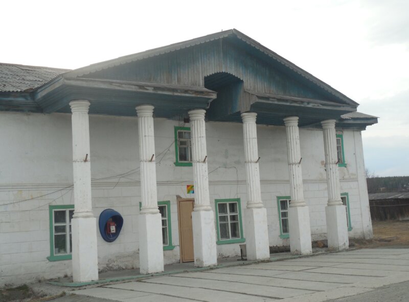 Kütüphaneler Biblioteka Muk tsentr kultury i iskusstva, Sverdlovskaya oblastı, foto