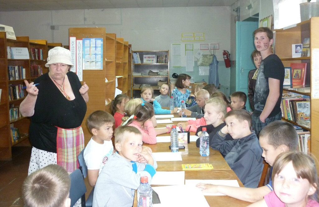 Kütüphaneler Bobinskaya selskaya biblioteka-filial, Mku Slobodskaya tsentralizovannaya bibliotechnaya sistema, Kirovskaya oblastı, foto