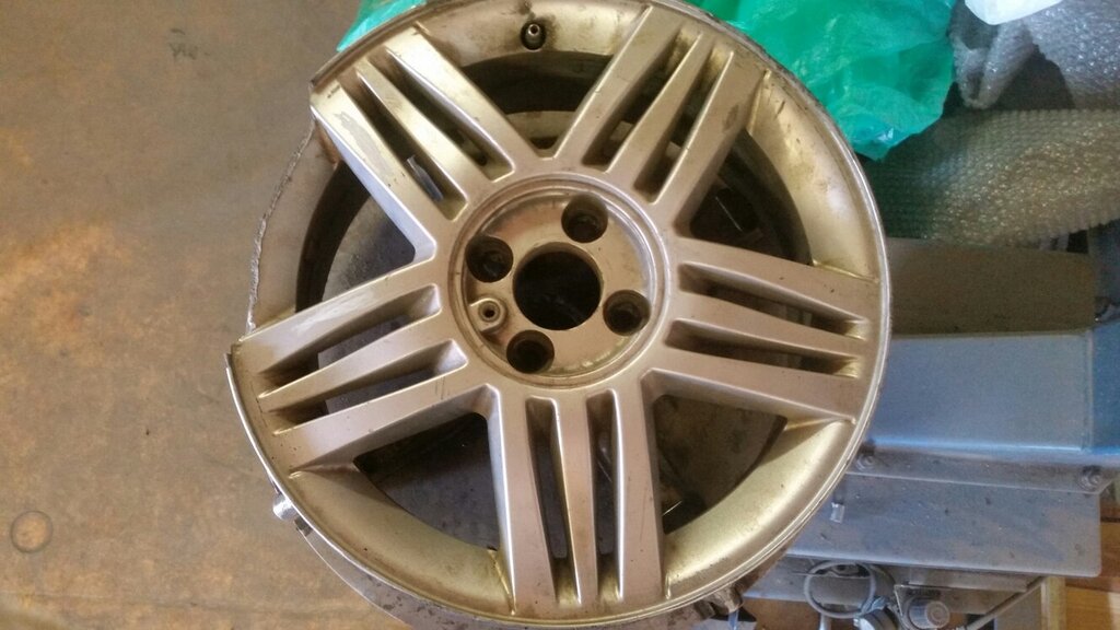 Oto lastik tamiri Low-cost tire service, Kudrovo, foto