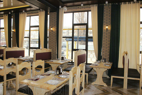 Kafe Sumakh, Almatı, foto