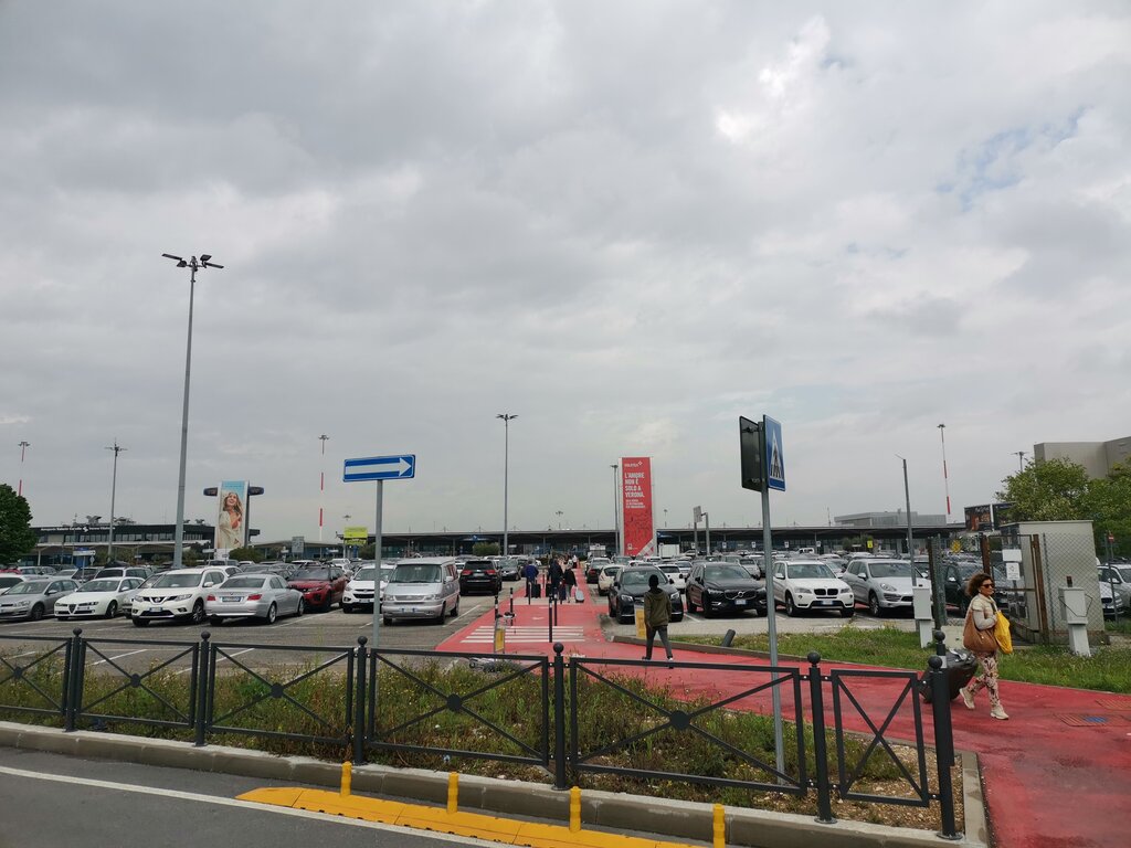 Havaalanları Verona Villafranca Havalimanı, Dünya, foto