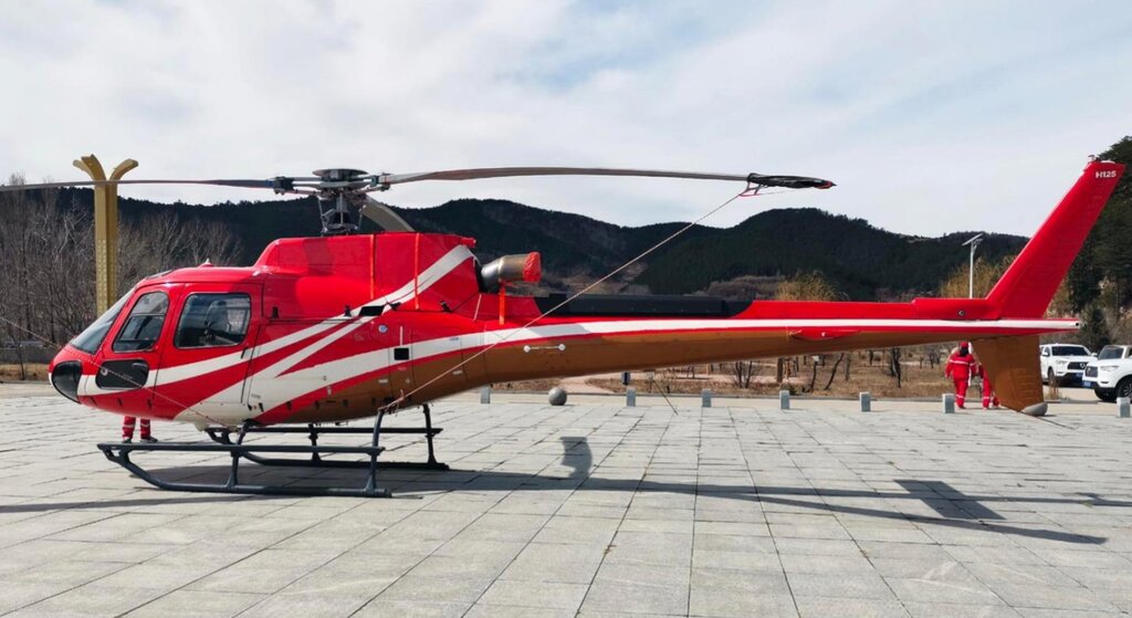 Uçak kargo Vertical 87, Anadyr, foto