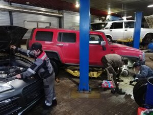 Подорожник (ulitsa Komarova No:8, Blagoveshchensk), otomobil servisi  Blagoveşçensk'ten