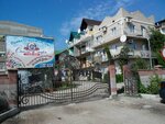 Роксана (Парниковая улица No:2/5, село Приветное), otel  Kırım Cumhuriyeti'nden