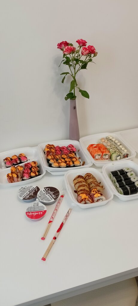 Hazır yemek teslim servisleri Wow Rolls, Ufa, foto