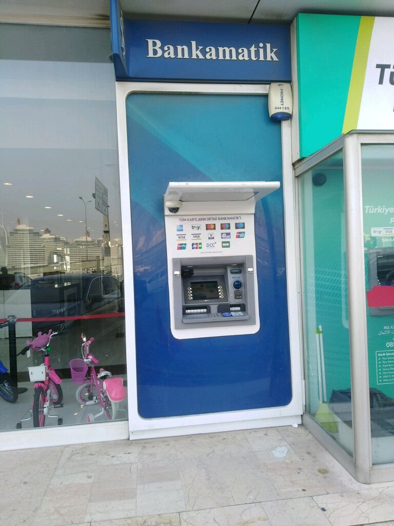 ATM'ler Türkiye İş Bankası Bankamatik, İstanbul, foto