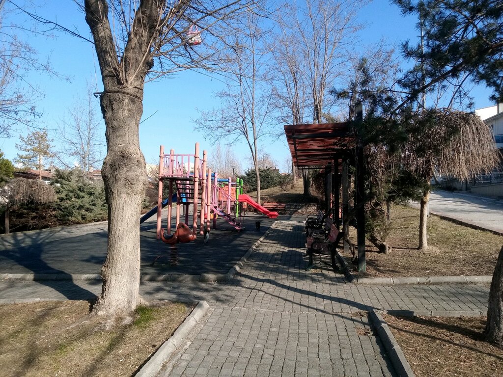 Parklar ve ormanlar Fikret Bila Parkı, Ankara, foto