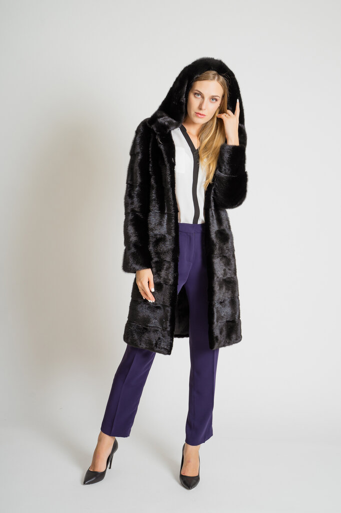 Dış giyim mağazası Paleto, Orsk, foto