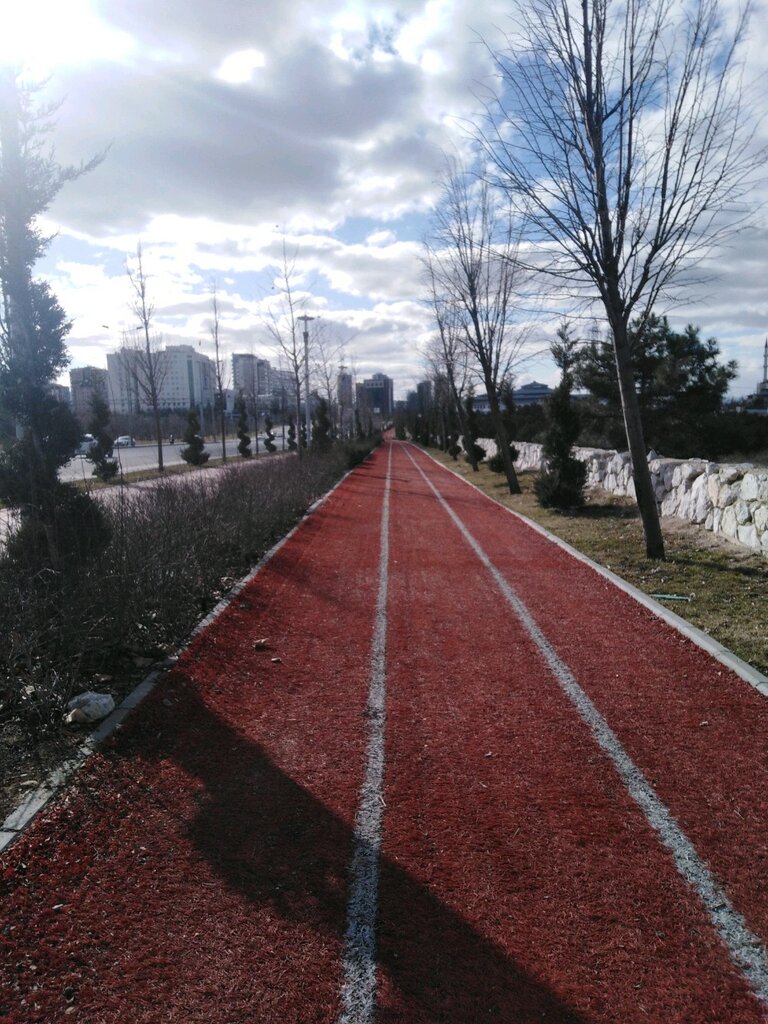 Parklar ve ormanlar Beştepe Koşu Yolu 2, Ankara, foto