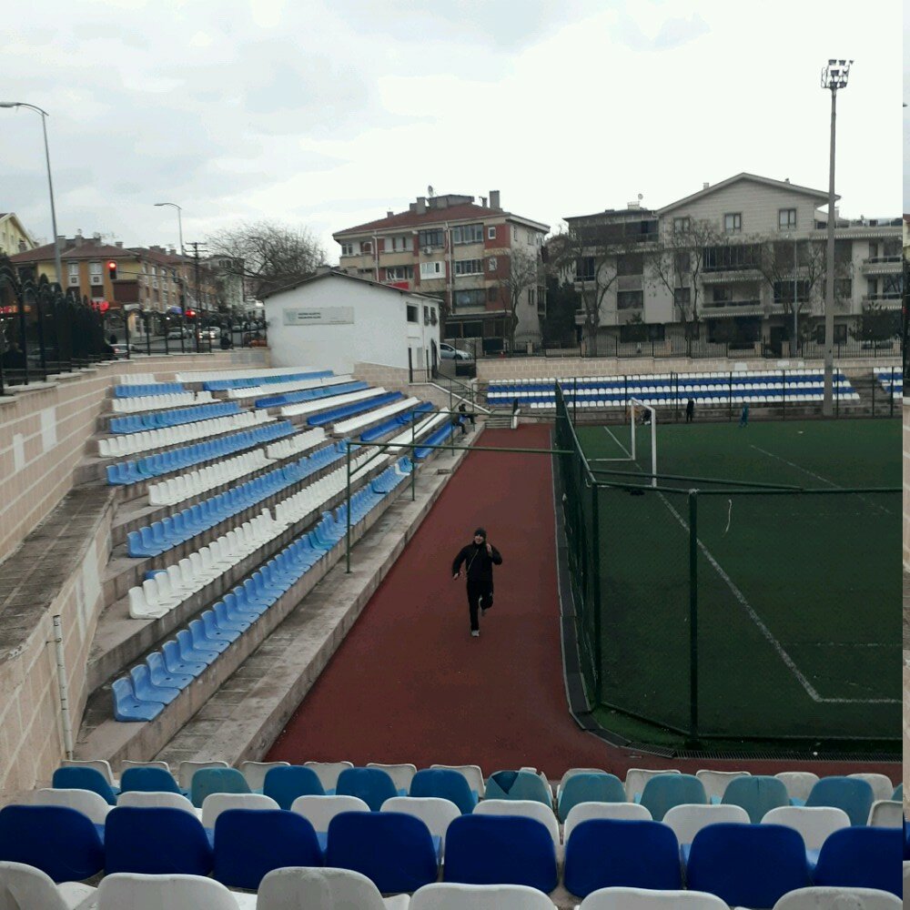 Stadyum Keçiören Fatih Stadı, Ankara, foto