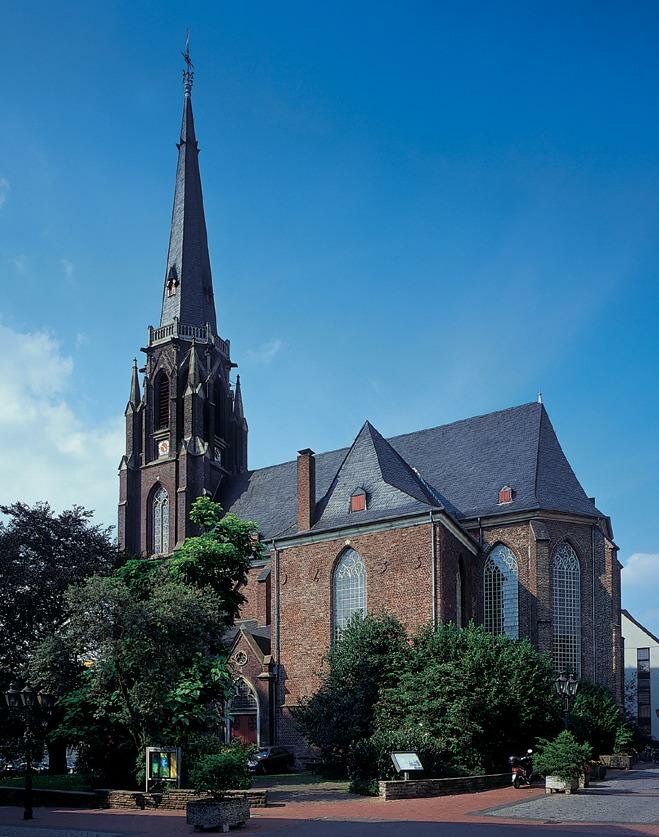 Dini dernekler Evangelische Kirchengemeinde Moers, Moers, foto