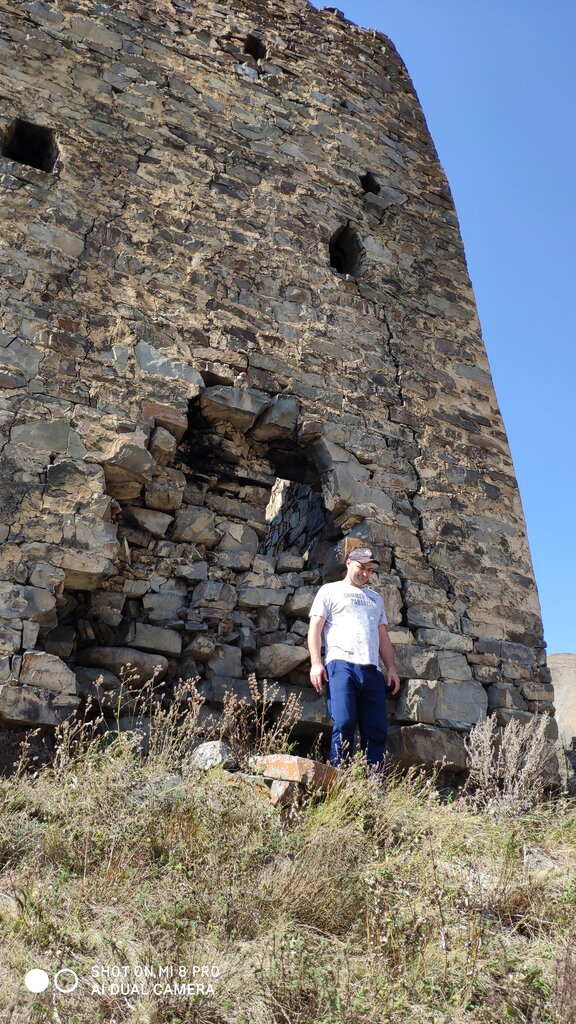 Turistik yerler Башня Агнаевых, Kuzey Osetya‑Alanya, foto