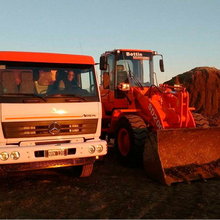 i̇nşaat firmaları Bettin Excavaciones - Movimiento de Tierra y Excavaciones - Alquiler de Palas Mecánicas, Mar del Plata, foto