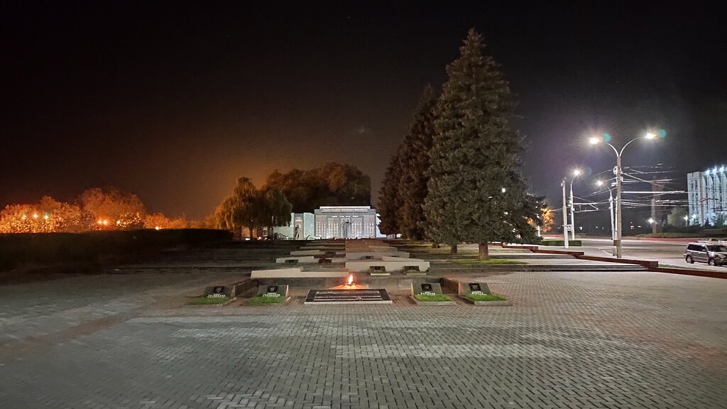 Anıt, heykel Memorialul Gloriei, Tiraspol, foto