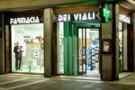 Farmacia dei Viali (Corso Italia No:12), kozmetik ve parfümeri mağazaları  Katanya'dan