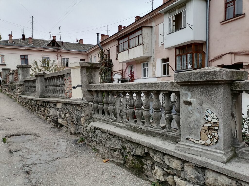 Turistik yerler Коты из плитки, Sevastopol, foto