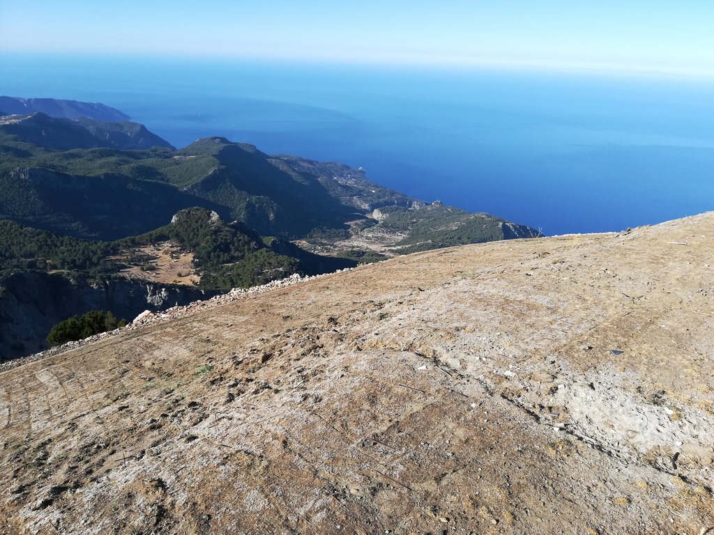 Dağ zirvesi Babadag Mountain, Olu Deniz, Turkey, Fethiye, foto