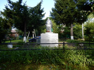Защитникам Москвы (Kaluga Region, Zhukovskiy District, selskoye poseleniye Korsakovo, derevnya Orekhovo, Rechnaya ulitsa), anıt, heykel  Kalujskaya oblastından