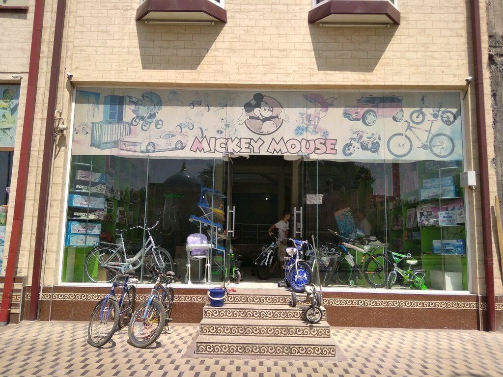 Çocuk oyunları ve oyuncakları Mickey Mouse, Semerkant, foto