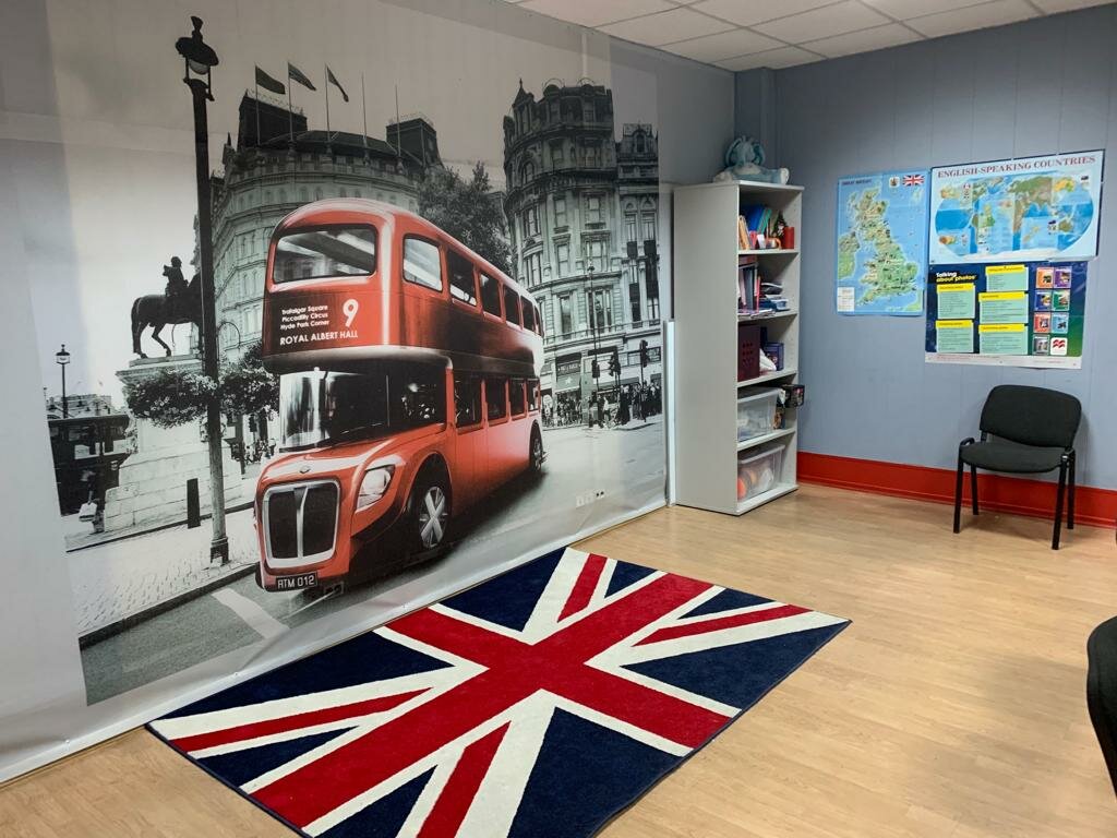 Yabancı dil kursları Lingvo Leader Language School, Saint‑Petersburg, foto