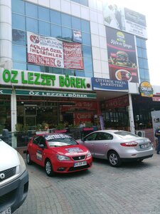 Öz Lezzet Börek Salonu (İstanbul, Beylikdüzü, Adnan Kahveci Mah., Osmanlı Cad., 25G), kafe  İstanbul'dan