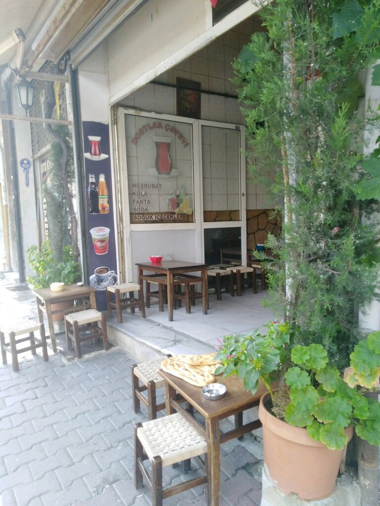 Kafe Dostlar Çay Evi, İstanbul, foto