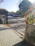 Otopark (Dr. Sadık Ahmet Cad., Avcılar, İstanbul), otopark alanı  İstanbul'dan