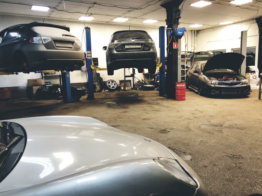 Otomobil servisi Dynamic works, Moskova, foto