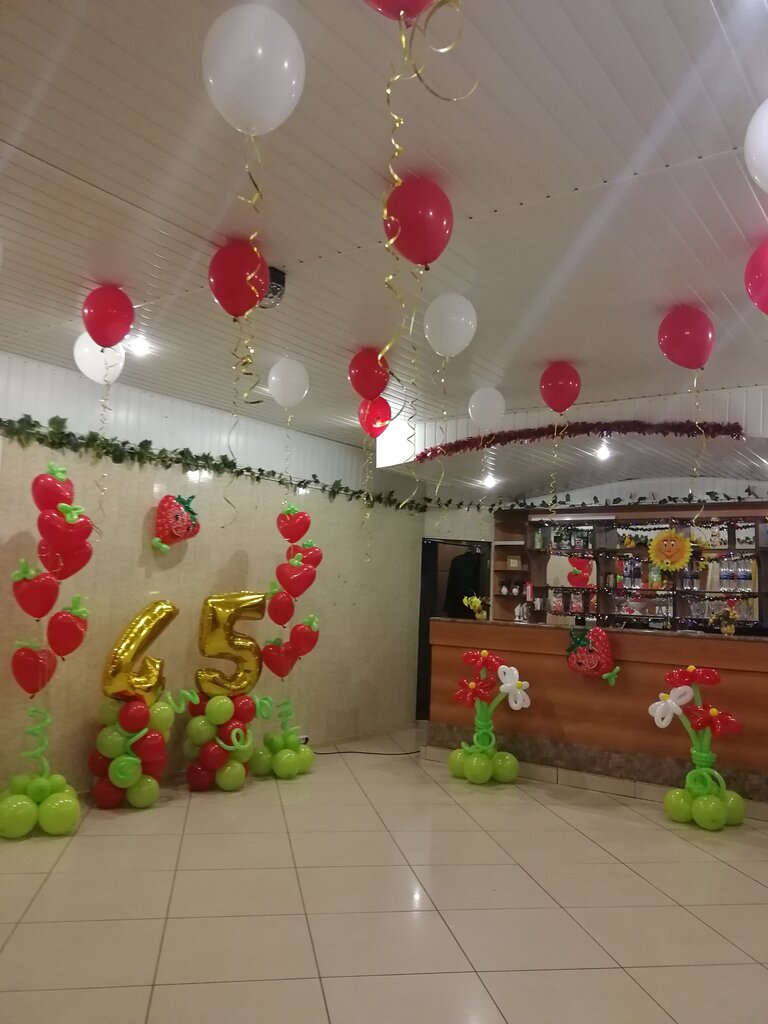Hediyelik eşya mağazaları Карнавал, Voronejskaya oblastı, foto