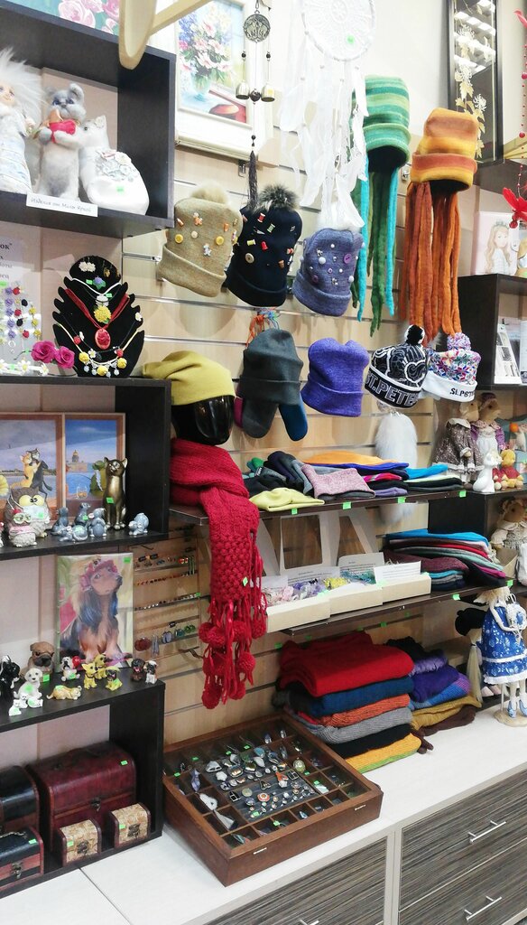 Hediyelik eşya mağazaları Russian handmade gifts, Saint‑Petersburg, foto