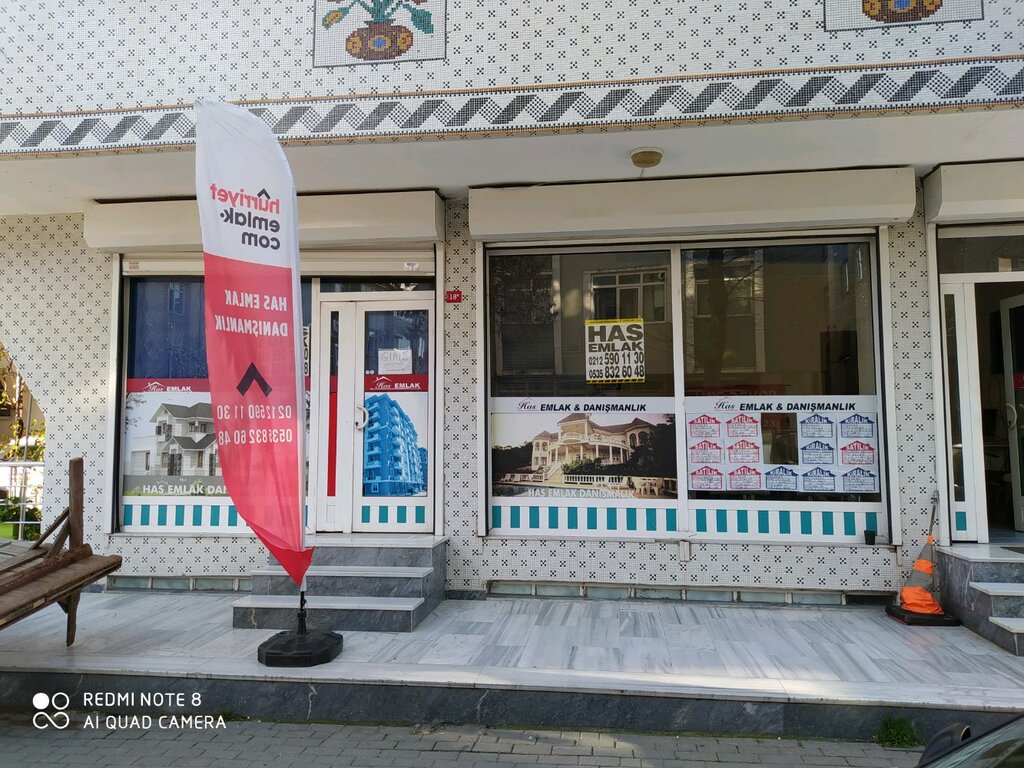 Emlak ofisi Has Emlak, İstanbul, foto