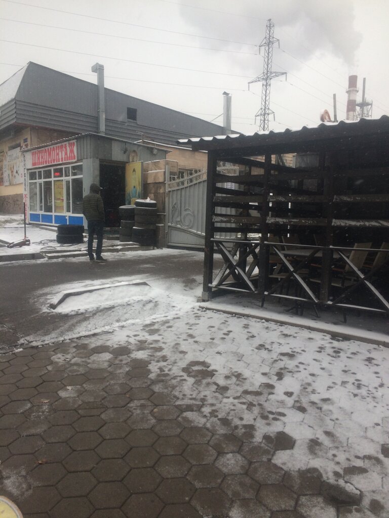 Oto lastik tamiri U Edika, Almatı, foto
