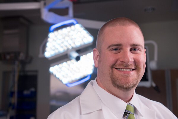 Ortopedik ürünler Kenneth Bono, Md, Ohio Eyaleti, foto