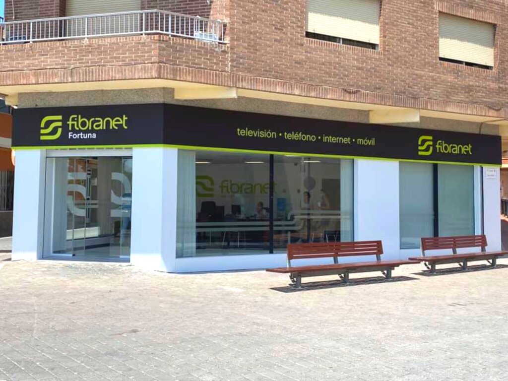Telekomünikasyon satış noktaları Fibranet Fortuna, Murcia, foto
