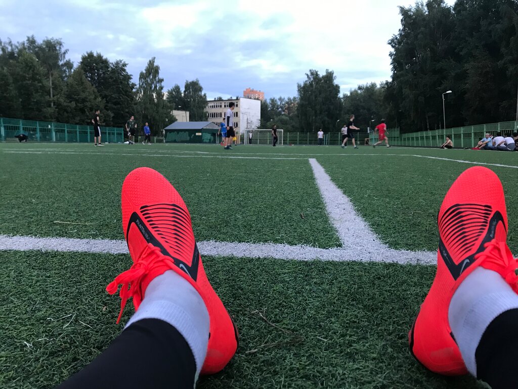 Spor alanı Футбольное поле, Himki, foto