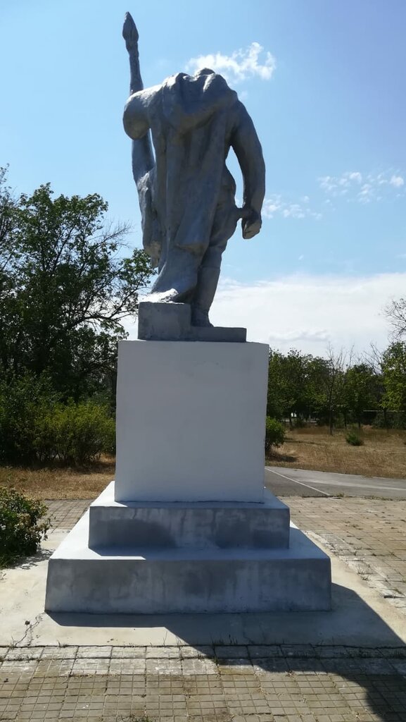 Anıt, heykel Погибшим за власть Советов в годы Гражданской войны, Krasnodarski krayı, foto