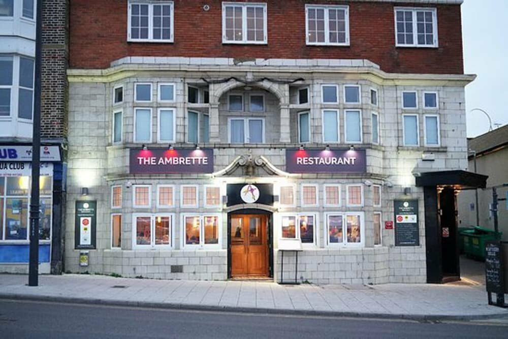 Otel One Double Bed- Two Sofa Beds, Margate, foto