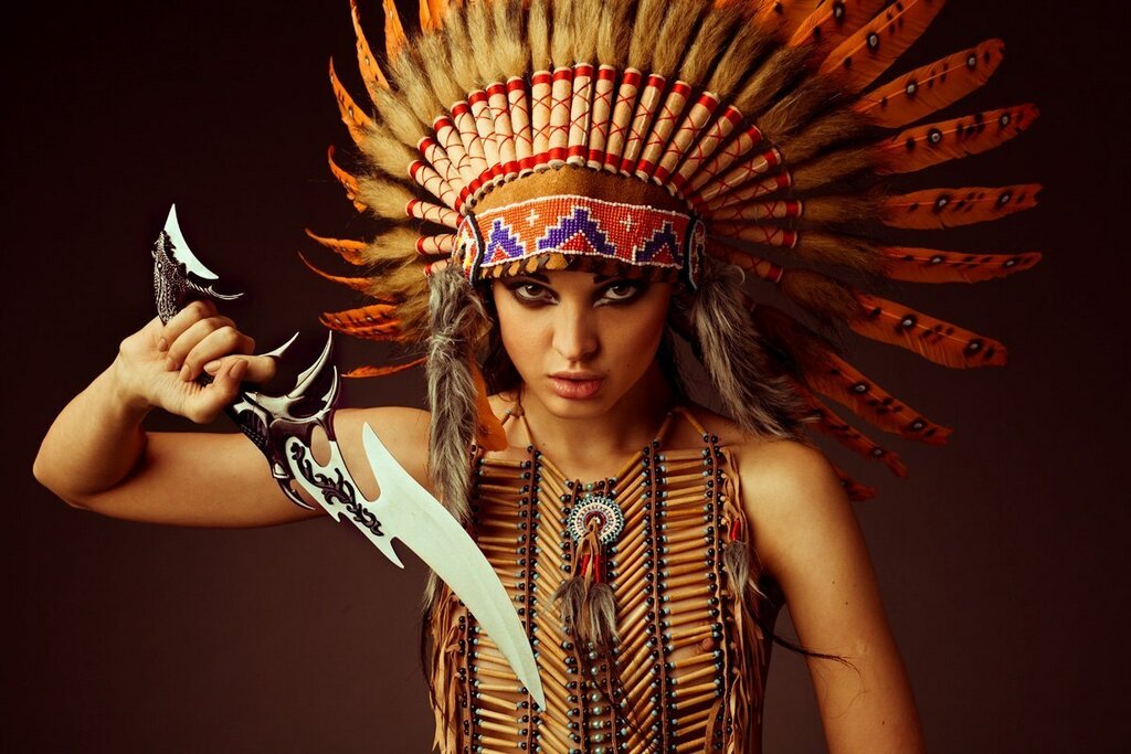 Kostüm mağazaları Native Indian Roach Индейские Роучи Головной убор индейца, Saint‑Petersburg, foto