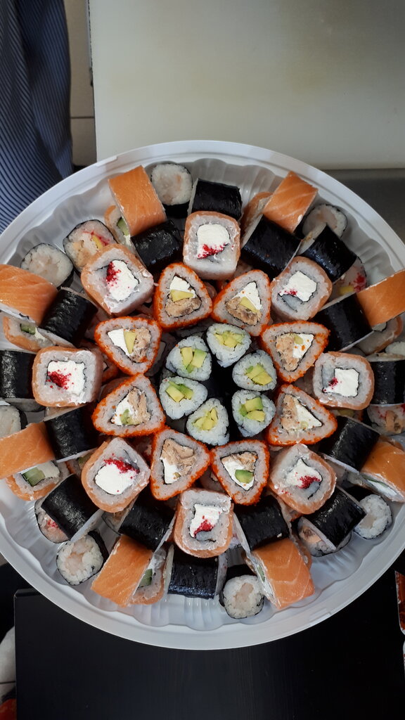 Hazır yemek teslim servisleri Sushi-San & Pizza, İvanteyevka, foto