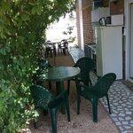 E'nkurs (Kolkhoznaya ulitsa No:1В, stanitsa Dolzhanskaya), otel  Krasnodarski krayından