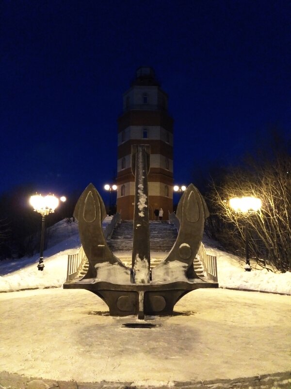 Anıt levhası, anıt taş Закладной камень, Murmansk, foto